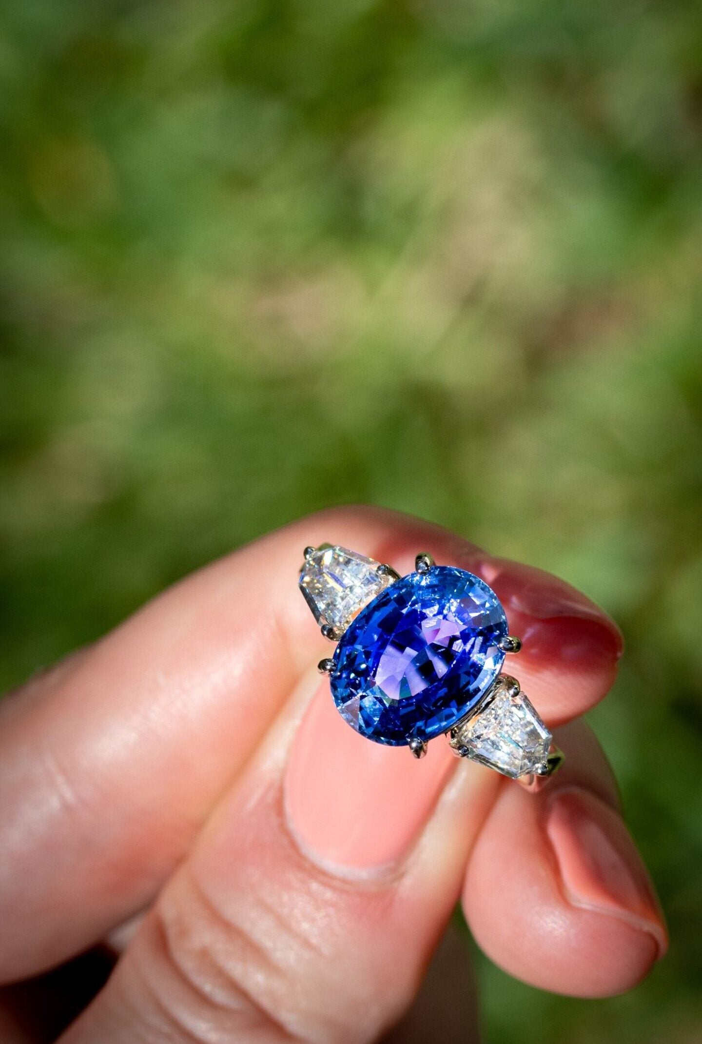 Heated Sapphires Versus Unheated Sapphires – Diamonds By Raymond Lee